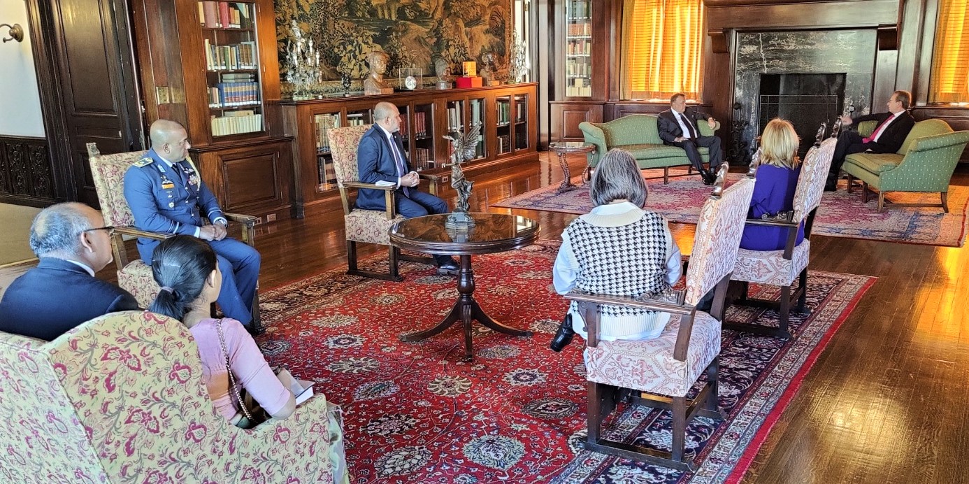 Ambassador Mahinda Samarasinghe presents copies of his letter of ...