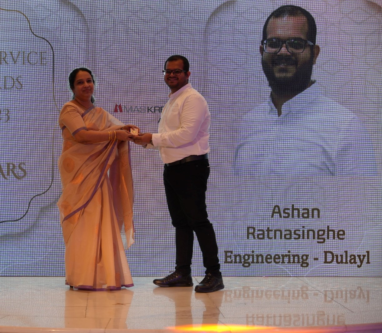 Sri Lanka Ambassador to Jordan attends the Annual Long Service Award ...