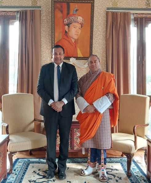 Ambassador Dharmapala Weerakkody presents Credentials to the King of ...